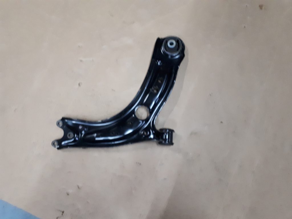 VW Golf 7 Bearing arms left & right