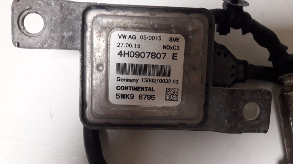 Katalysator Lambda Nox Sensor Audi A8 4H - Polat & Polat