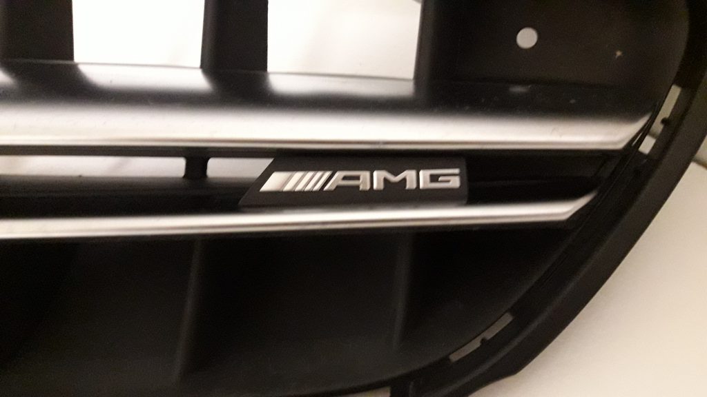 Mercedes E63 W213 AMG Grill A2138880900