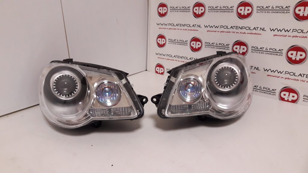 VW EOS Xenon Headlights Set L + R 1Q1941751B