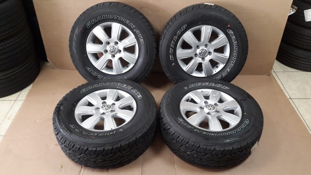 16 inch VW Amarok 2H rims with new tires 2H0601025N