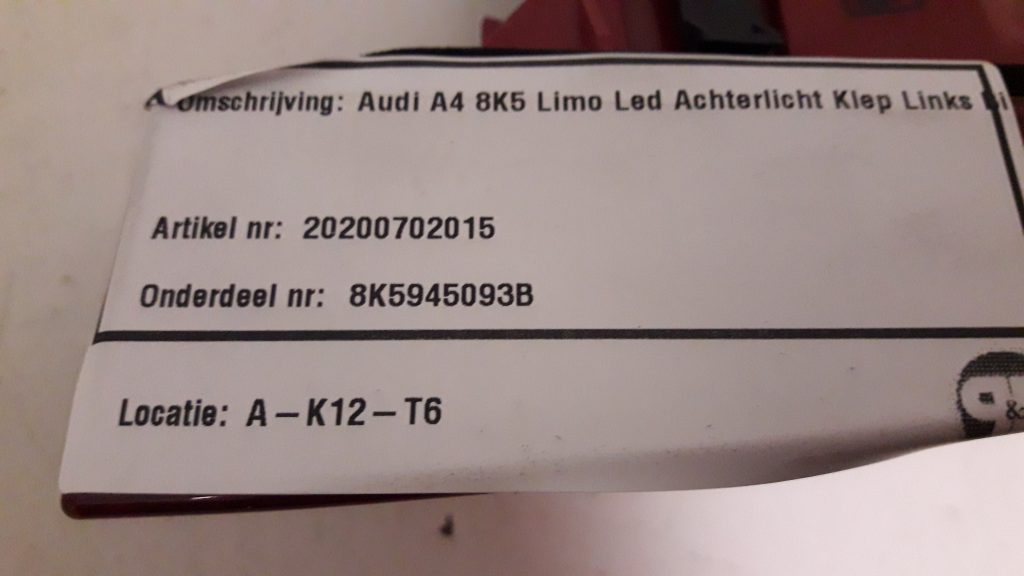 Audi A4 8K Limo LED rear light valve left 8K5945093b