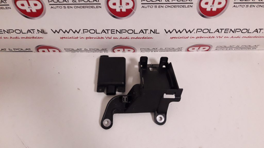 VW Golf 7 Side Assist Module Links 5Q0907685C
