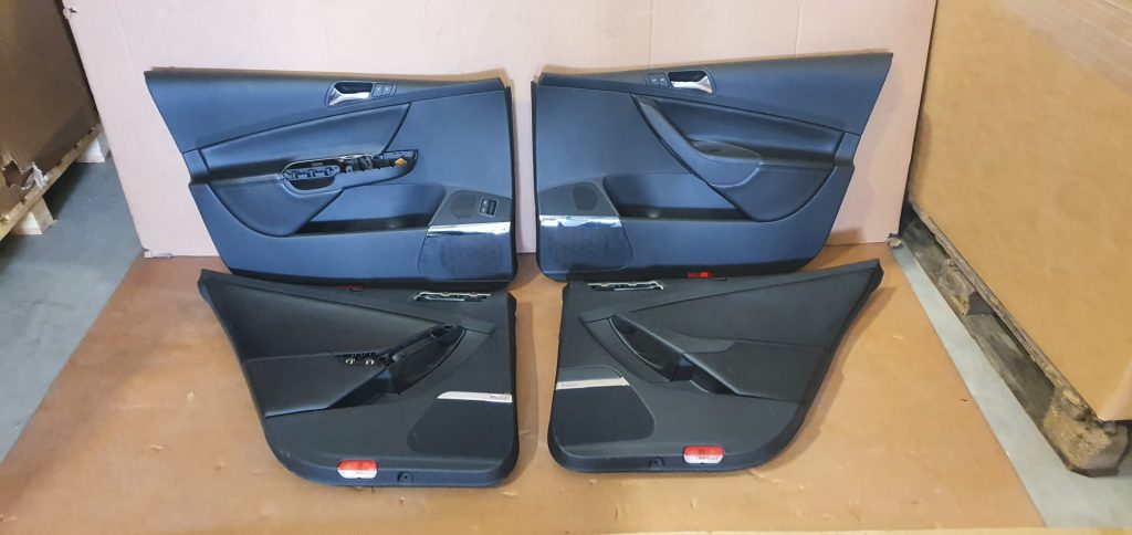 VW Passat B7 Sedan Leather Interior with panels