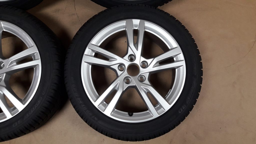 17 inch Audi A3 S3 8V rims with winter tires 8v0601025dk
