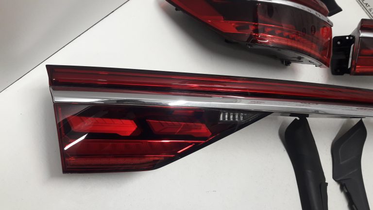 Audi A8 S8 4N O-LED rear lights set 4N0945095Q