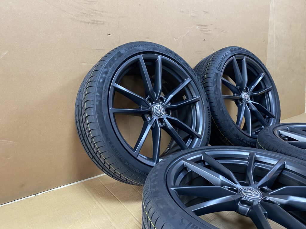 19 Inch VW Passat 3G B8 Wheels With New Tires 3G0601025BS