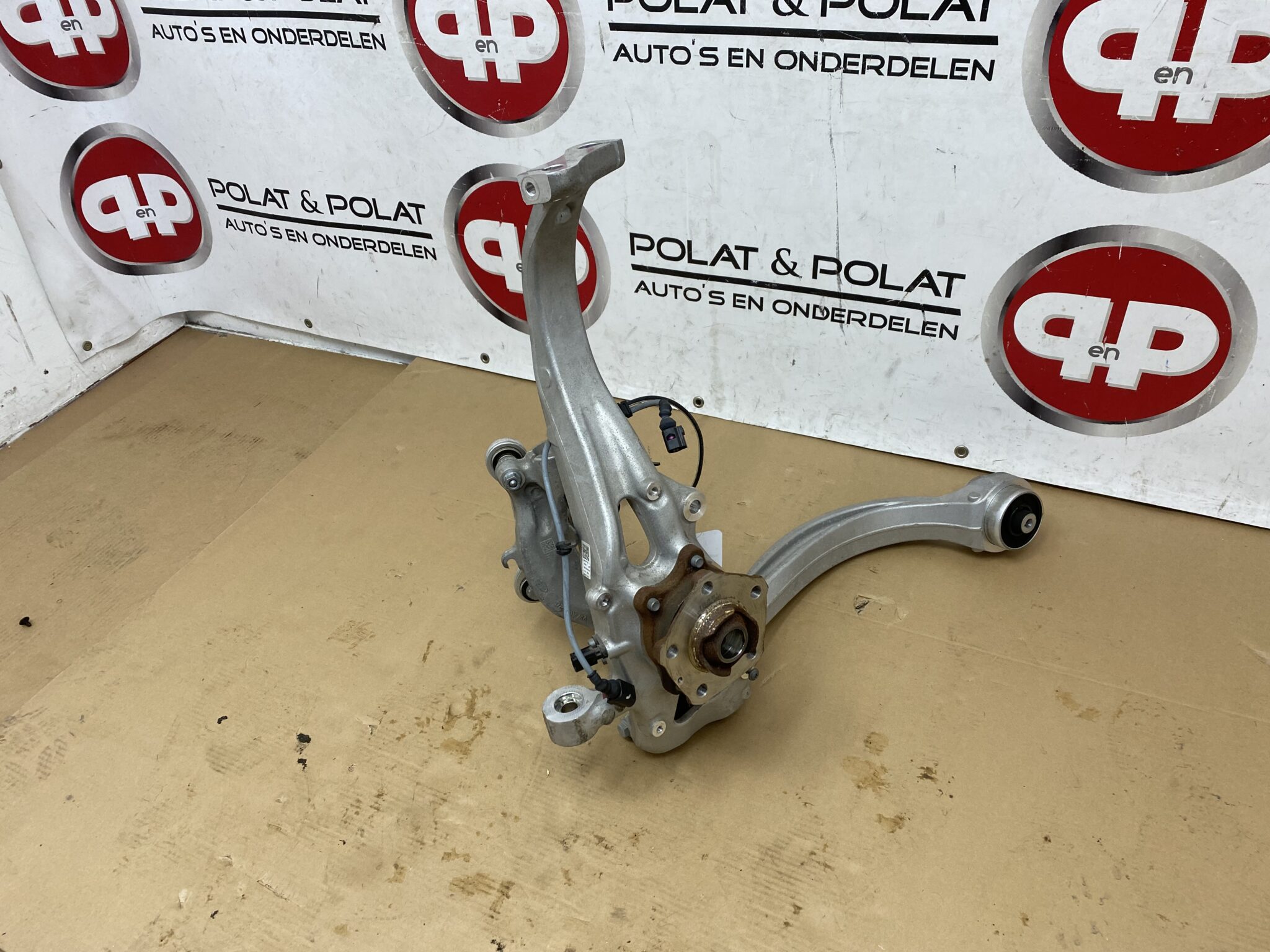 Audi E Tron 4KE Suspension Left Front 4M0407241K