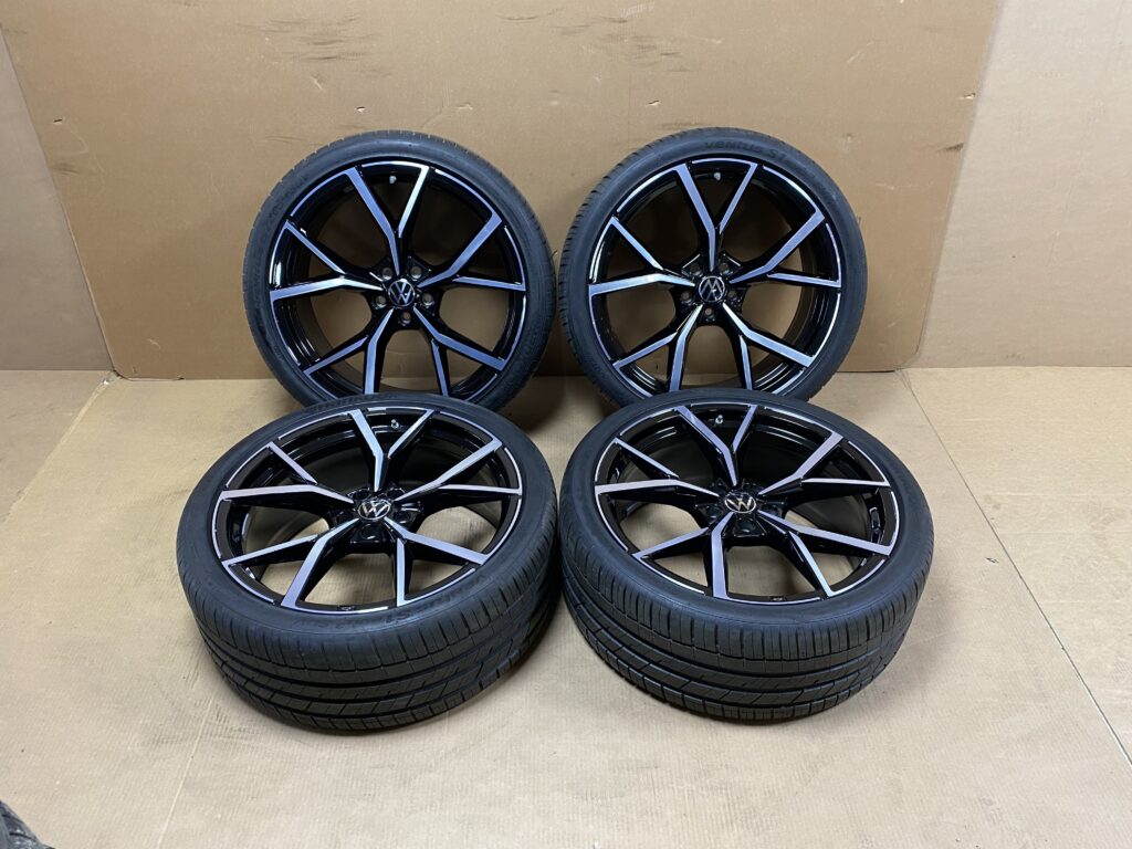 21 Inch VW Tiguan R Rims With Tires 5NA601025AK