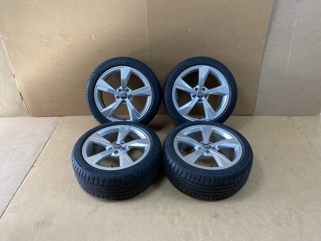 17 Inch Audi A1 82A Set Rims With Tires 82A601025G