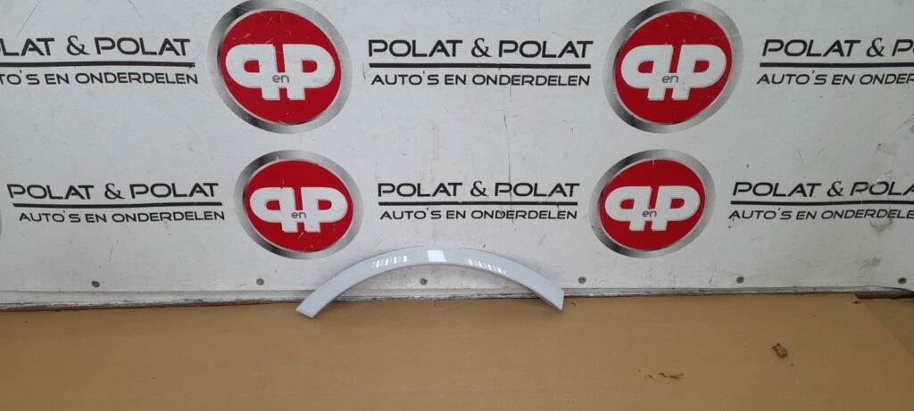 Audi Q7 4M Wheel Arch Trim Right Rear 4M0853818E