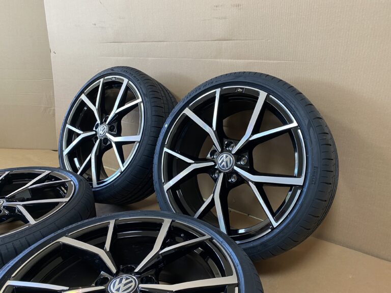 19 Inch VW Golf 8 R Set Rims With New Tires 5H0601025AM