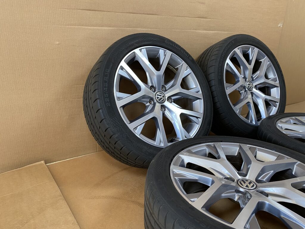 18 Inch VW Golf 7 Alltrack Set Rims With Tires 5G0601025DK
