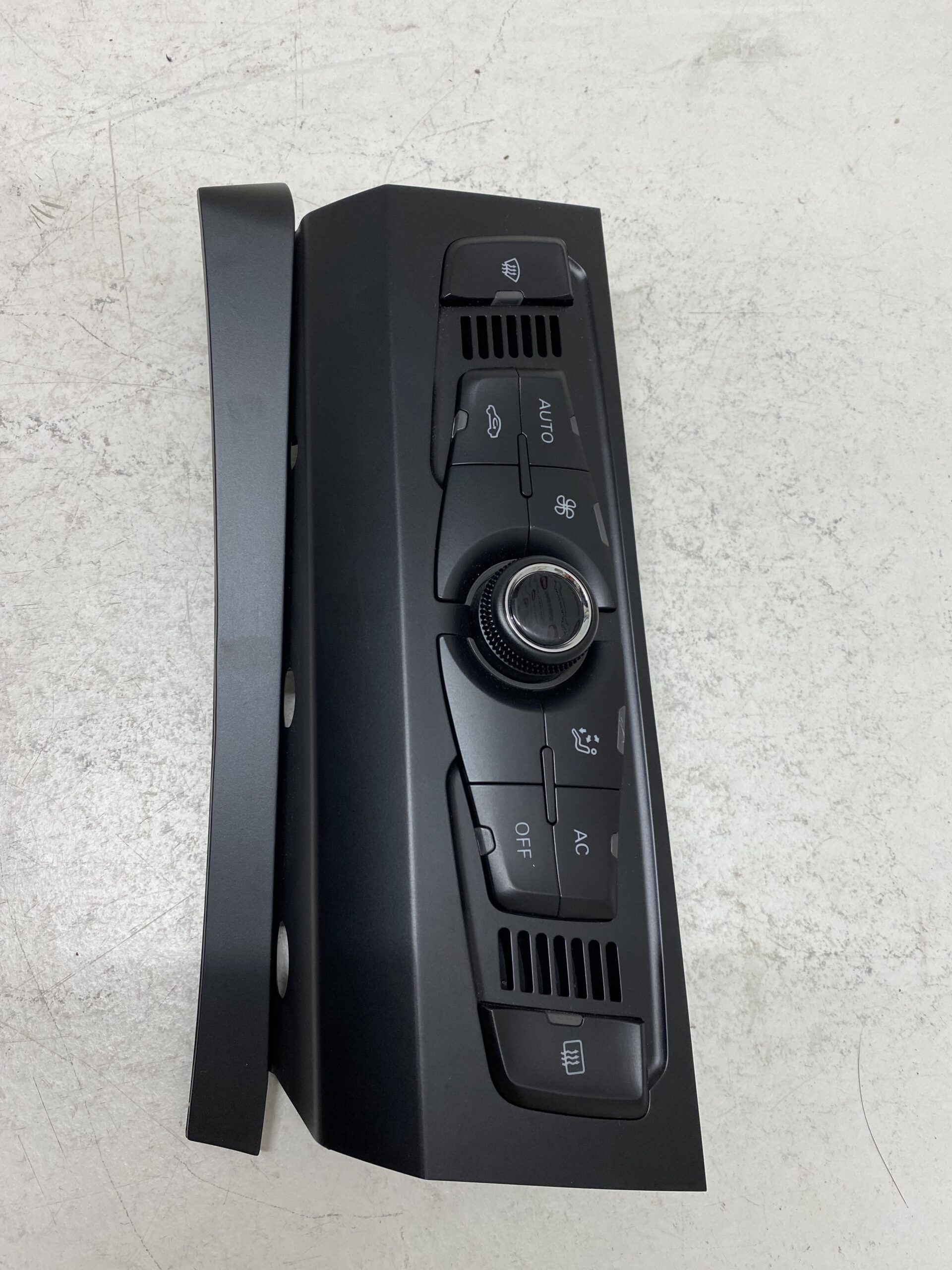 Audi Q5 8R Airco Heater Control 8R1820043
