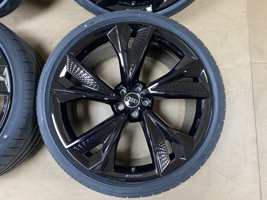 22 Inch Audi RS6 RS7 4K Wheels With New Tires 4K0601025BC