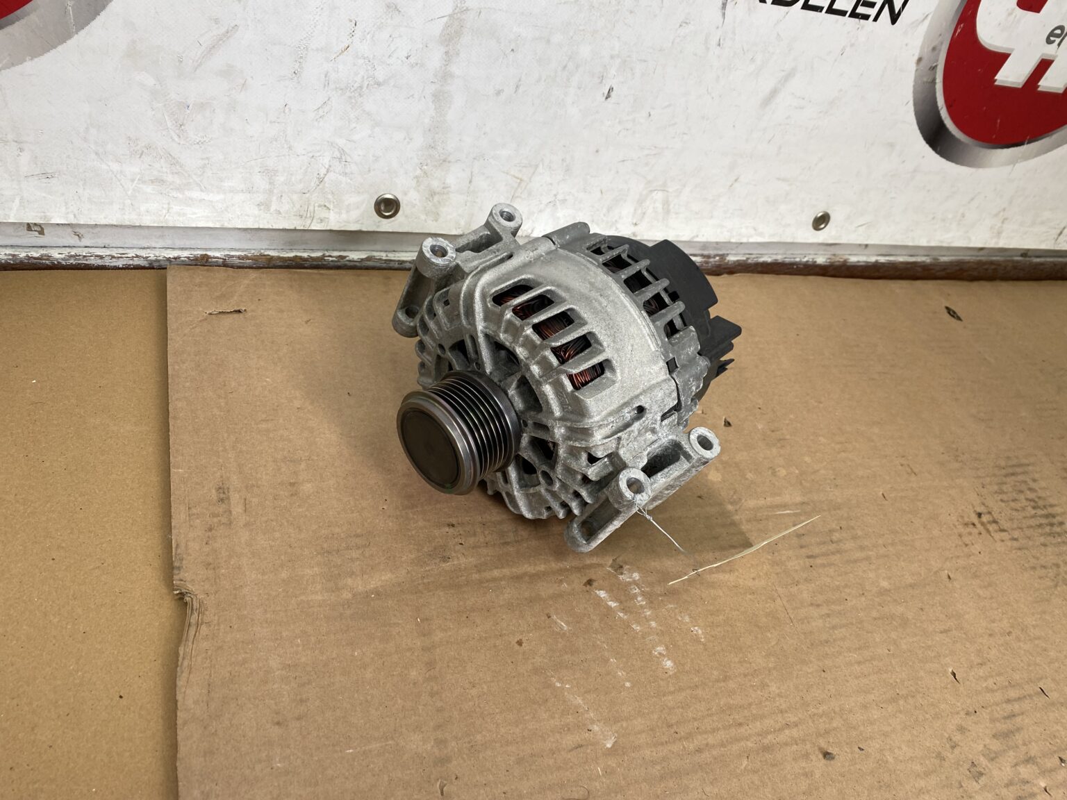 VW - Audi Alternator 06J903023H