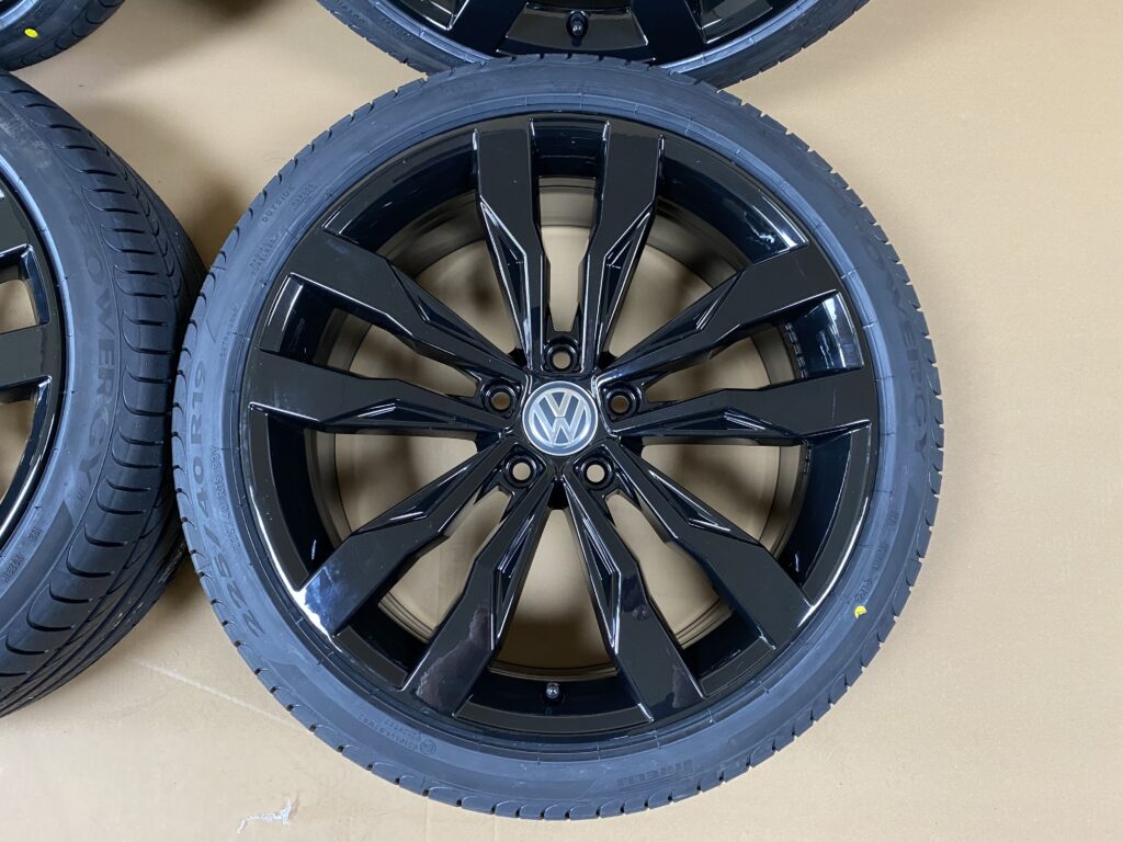 19 Inch VW T Roc Set Rims With New Tires 2GA601025AE
