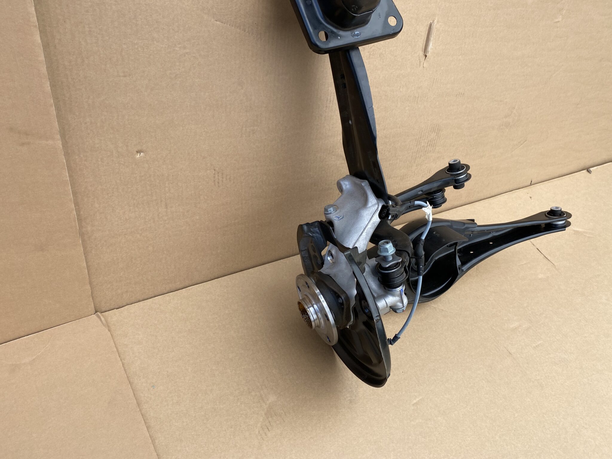 VW Tiguan 5NA Suspension Left Rear 5QF505435F