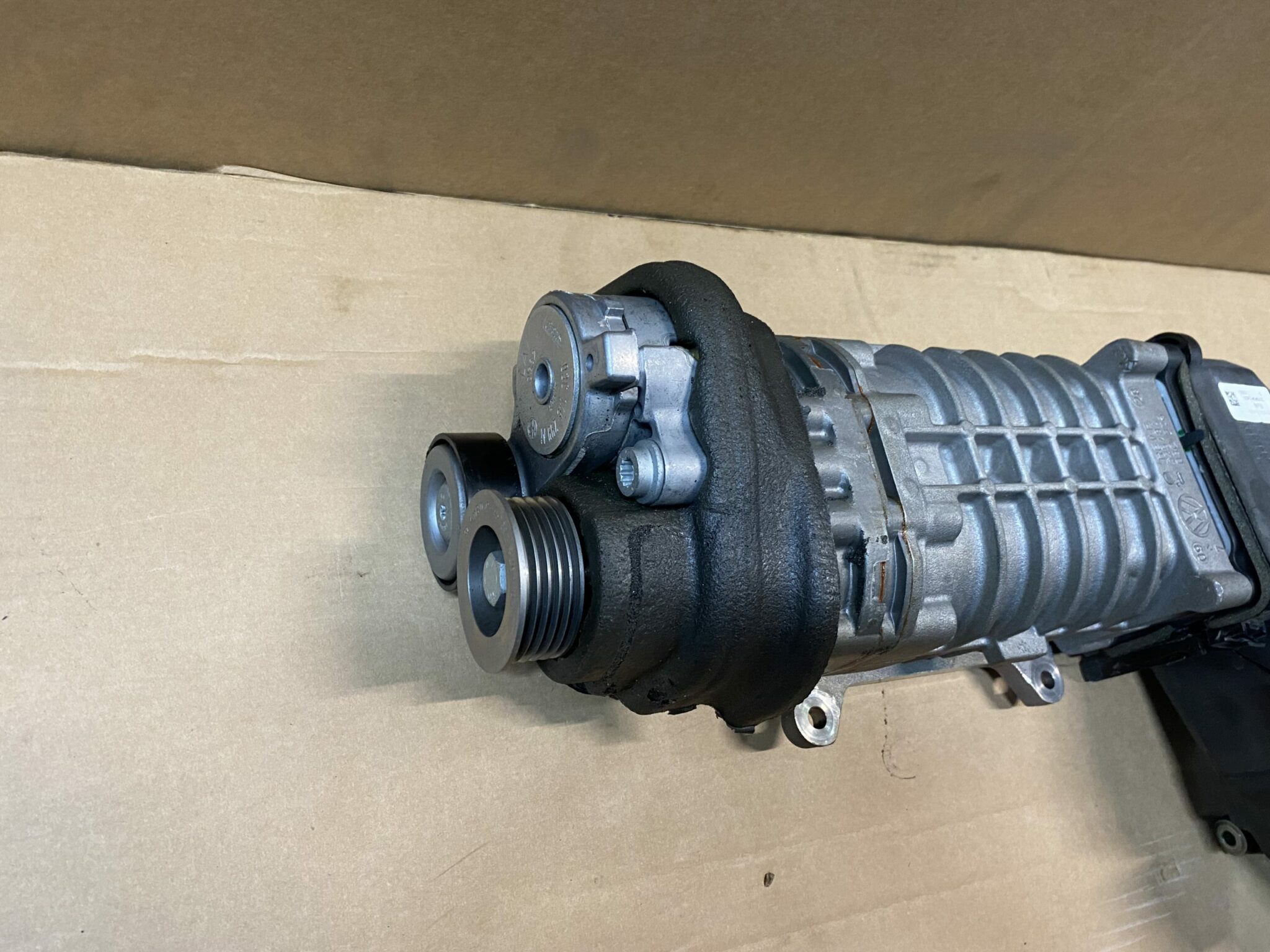 VW – Audi Compressor 03C145601E - Polat & Polat