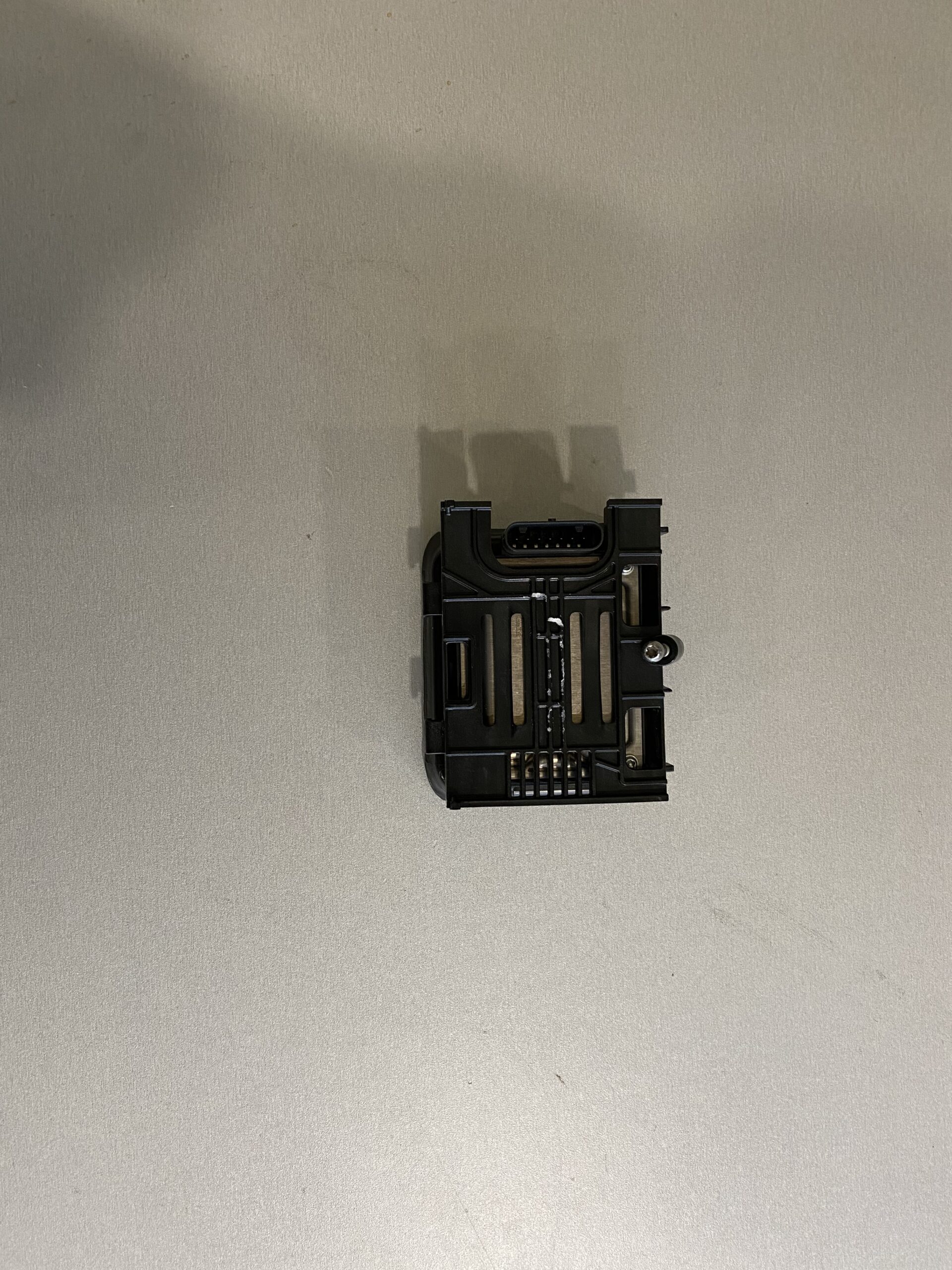 VW Transporter T6.1 ACC Radar Sensor 2Q0907561C