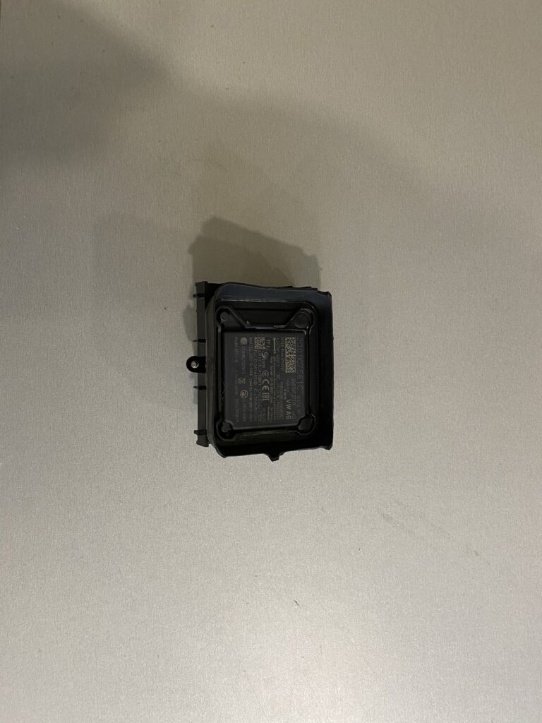 VW Transporter T6.1 ACC Radar Sensor 2Q0907561C