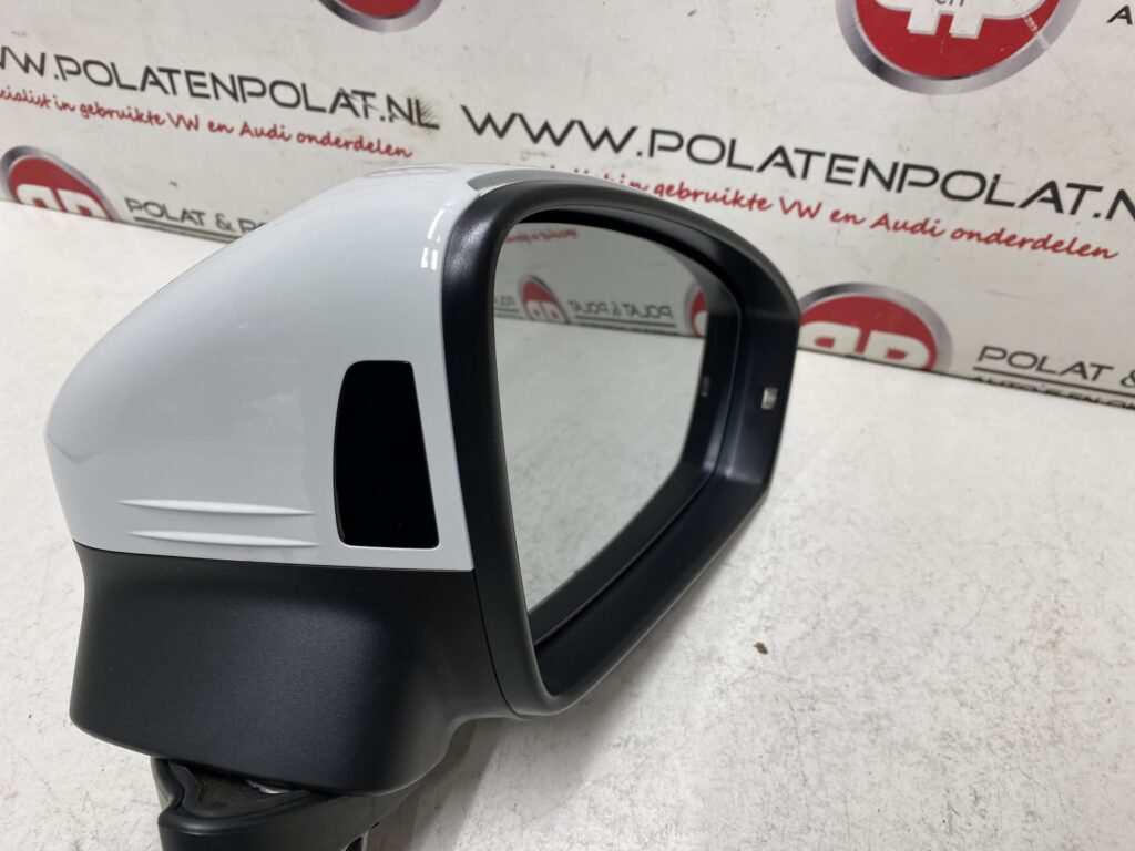 VW Tiguan 5NA Mirror Right Electric Folding LC9A