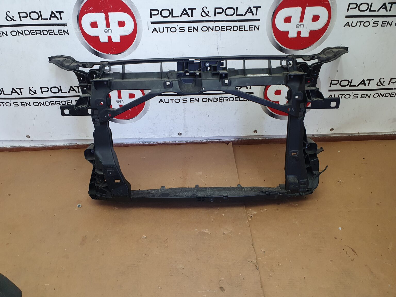 Audi A3 8V Front Front 8V0805588