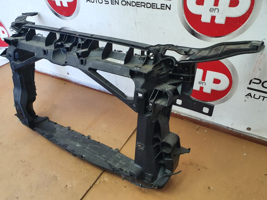 Audi A3 8V Front Front 8V0805588