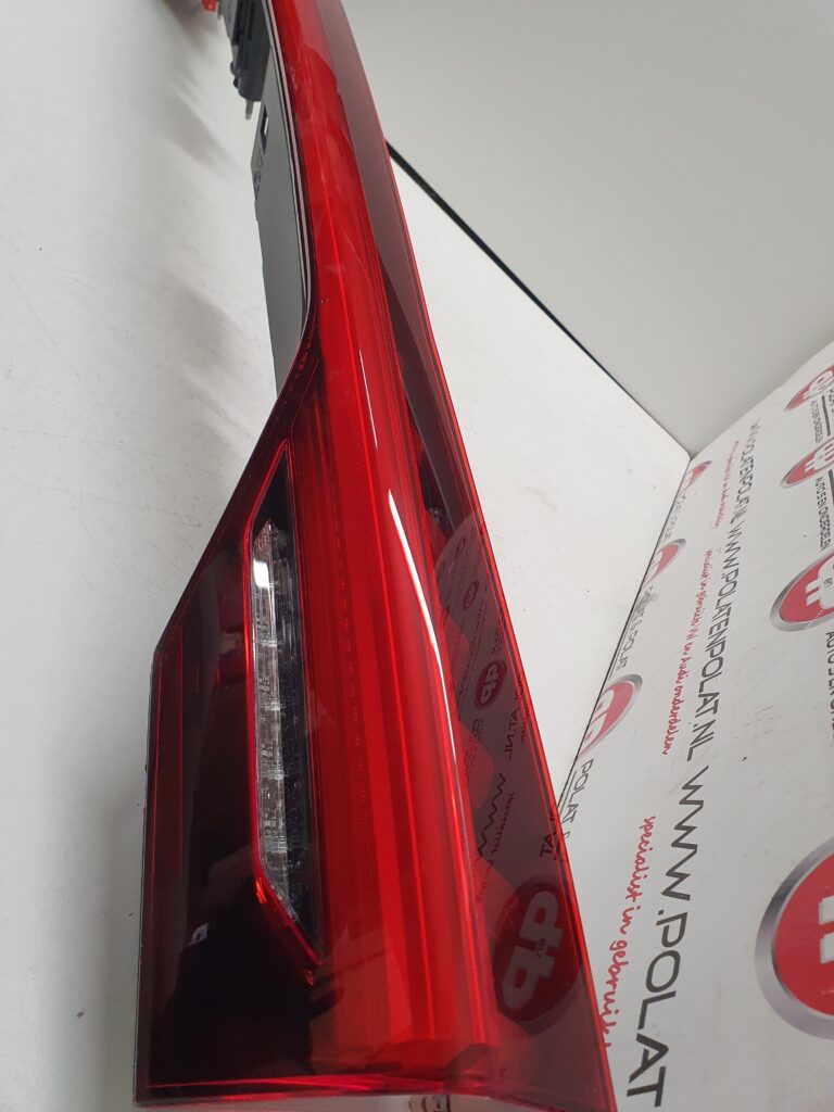 Audi A7 4K8 Led Taillight Cover Middle