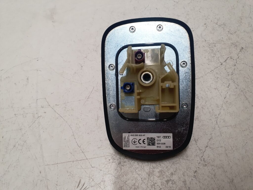 Audi E-Tron Roof Antenna LY9T