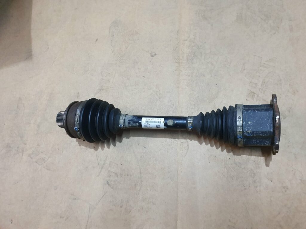 Audi Q5 FY Aandrijfas 80A407271E - Polat & Polat