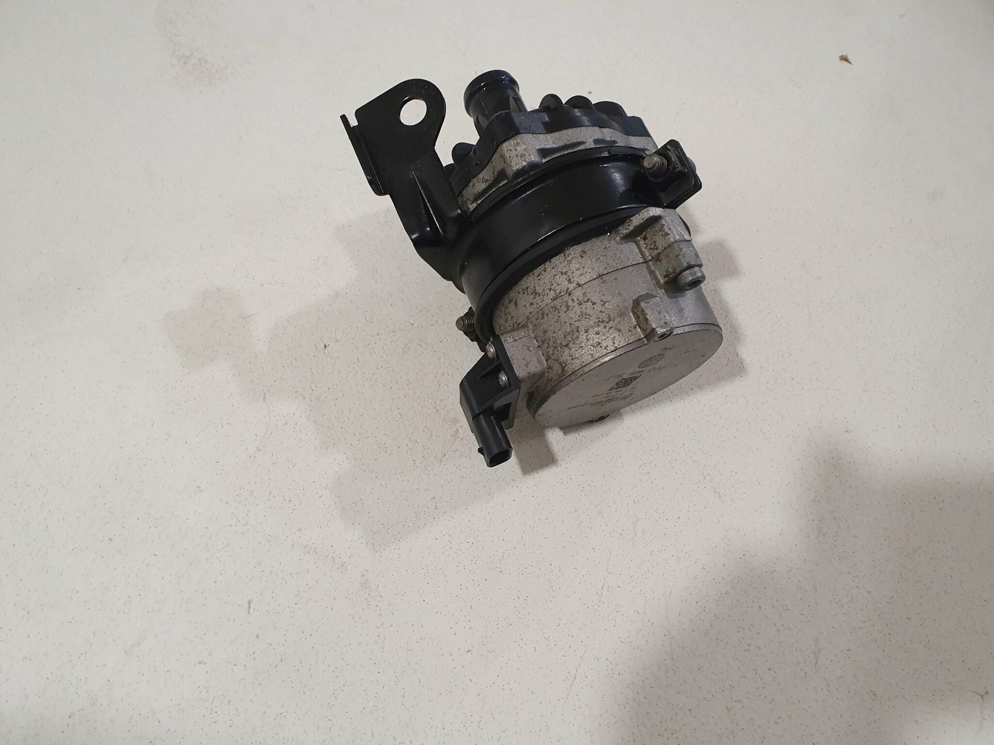 VW - Audi Additional Water Pump 7P0965567