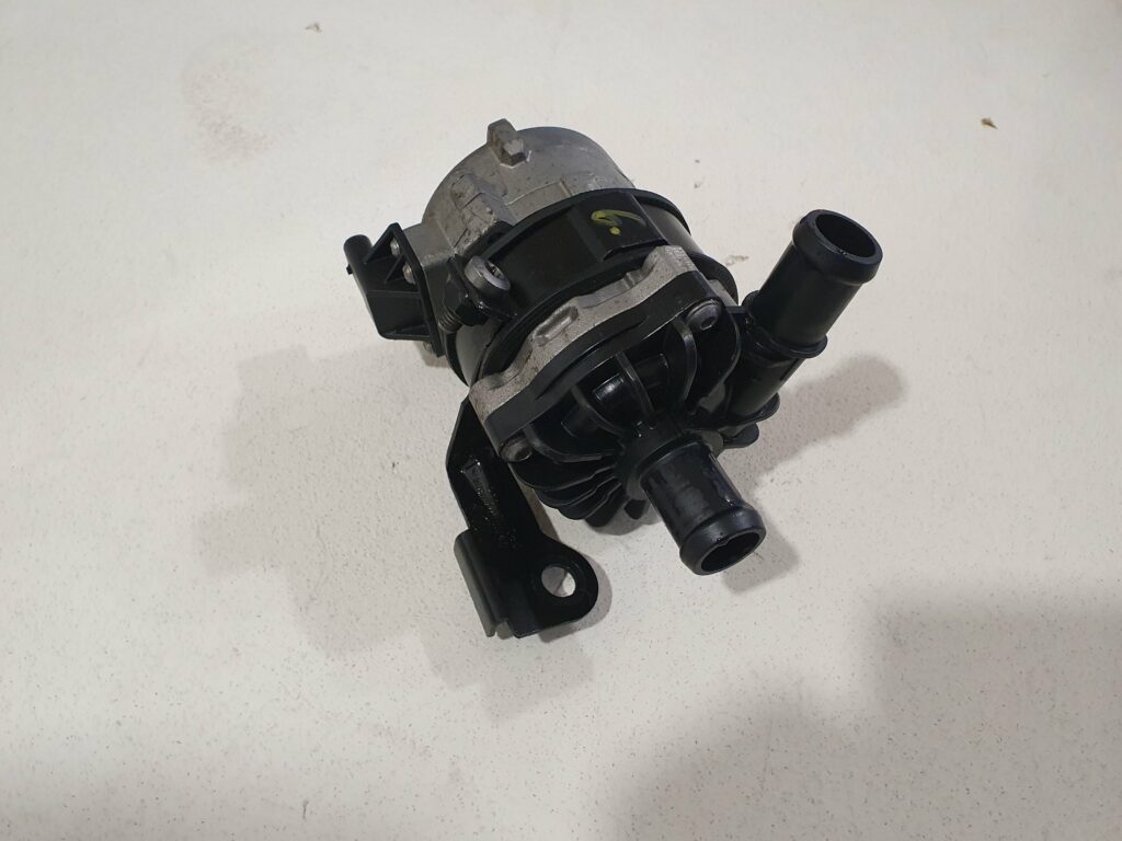 VW - Audi Additional Water Pump 7P0965567