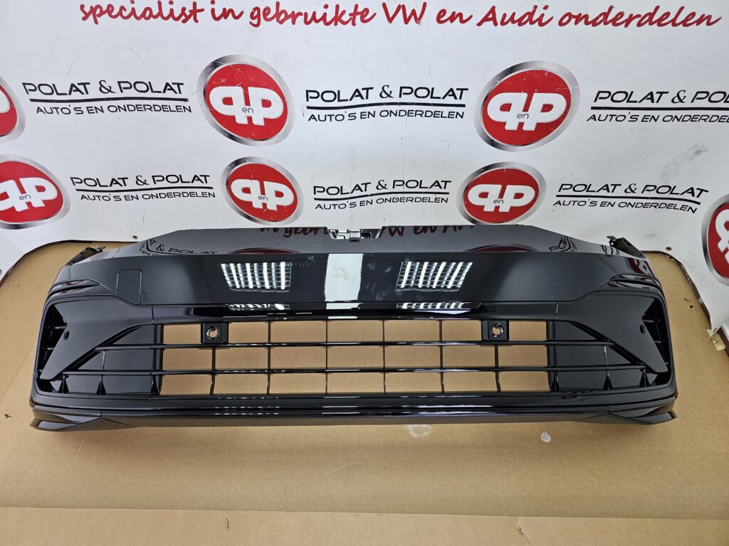 Golf 8 R-line front bumper LC9X