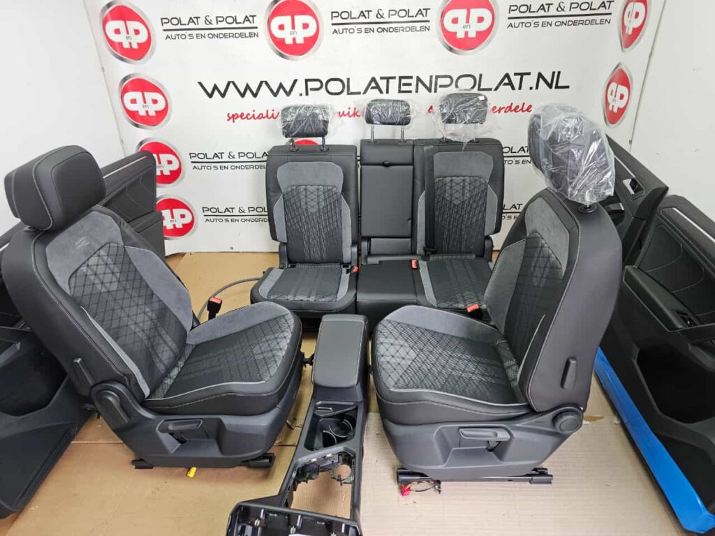VW Tiguan 5NA facelift R-Line Interior