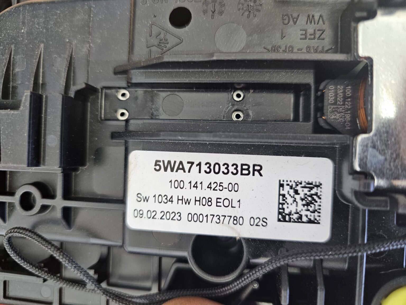 VW Golf 8 5H Automatic Shift Mechanism 5WA713033BR