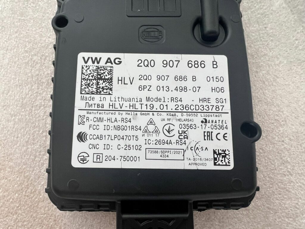 VW Golf 8 5H Side Assist Module 2Q0907686B