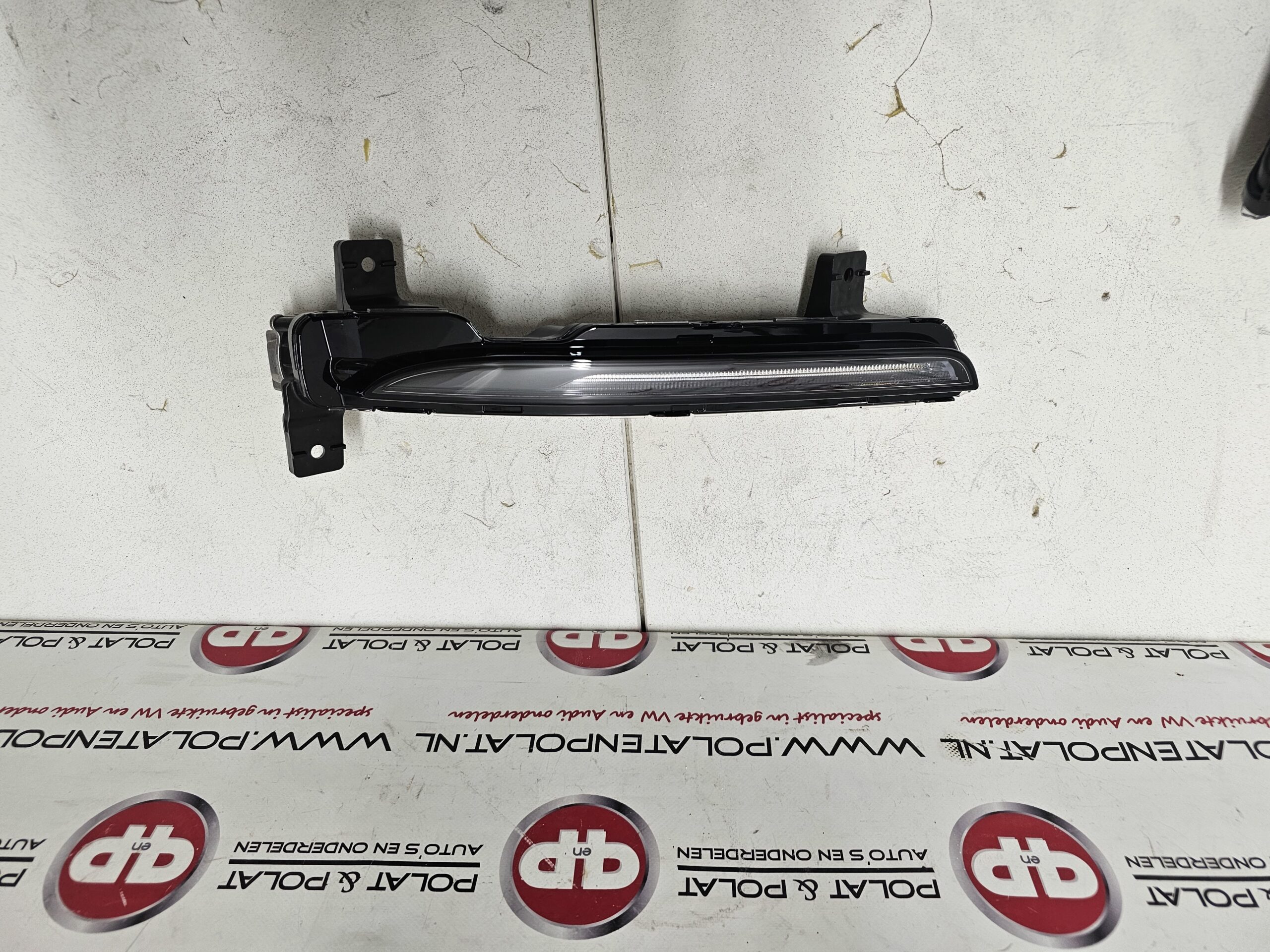 Porsche 982 718 992 Additional headlight. 982953352B. New