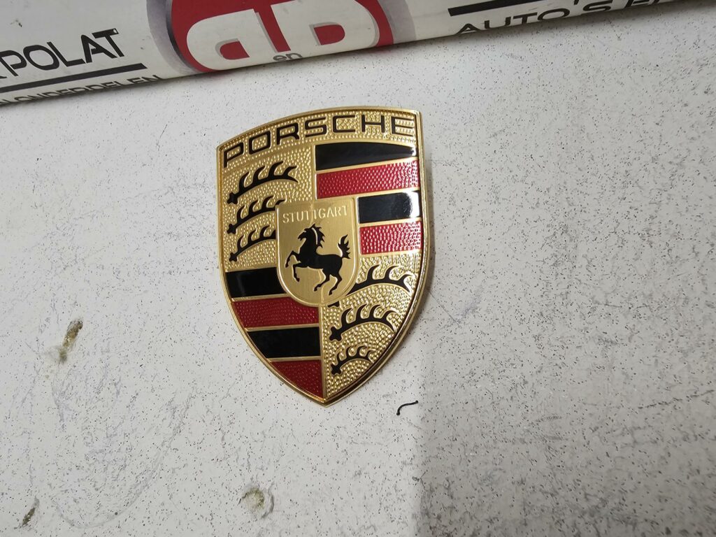 Porsche Emblem 9P1853601