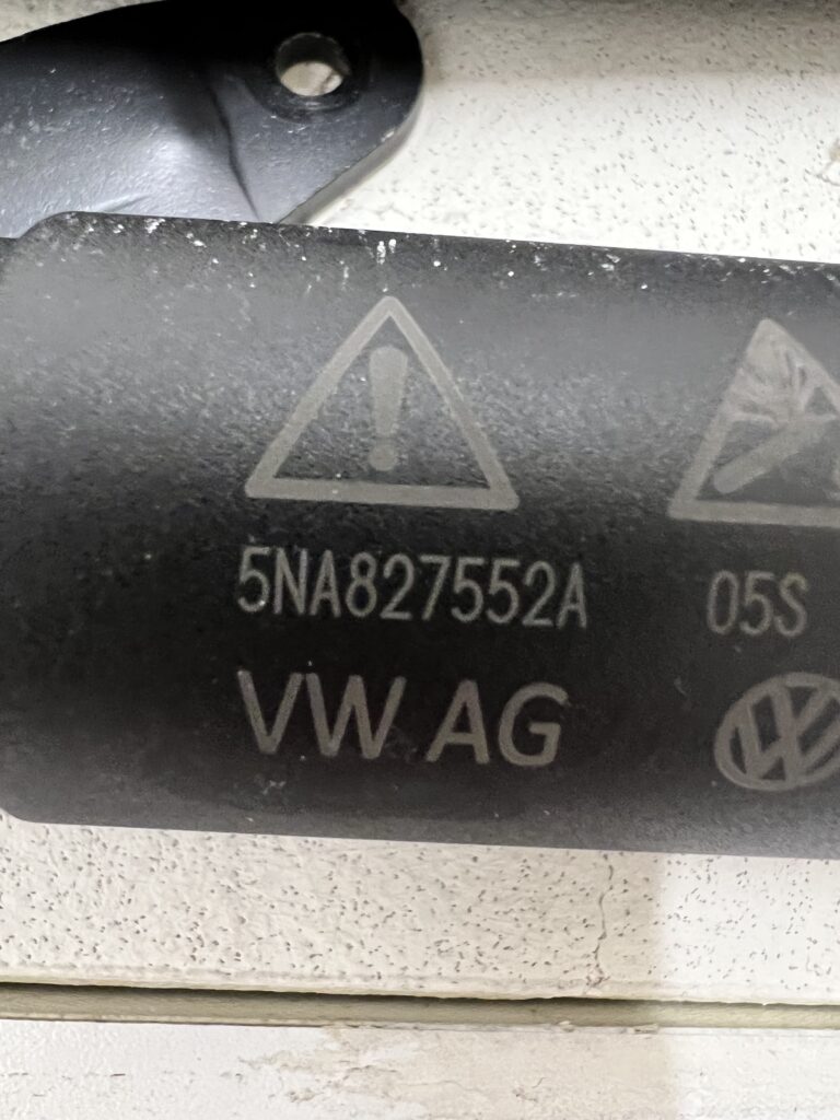 VW Tiguan facelift electric tailgate kit