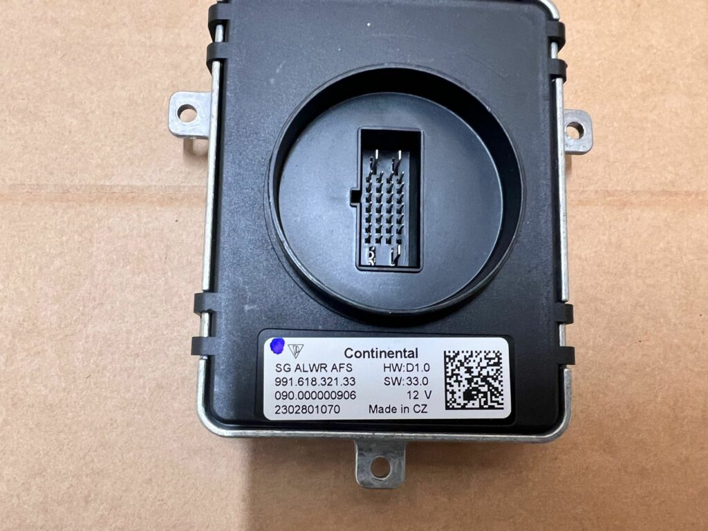 Porsche Headlight module