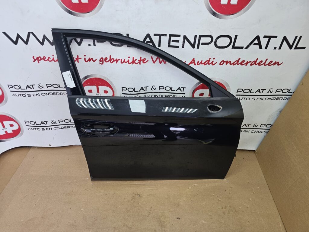 Seat Leon 5FA right for Door LY9T