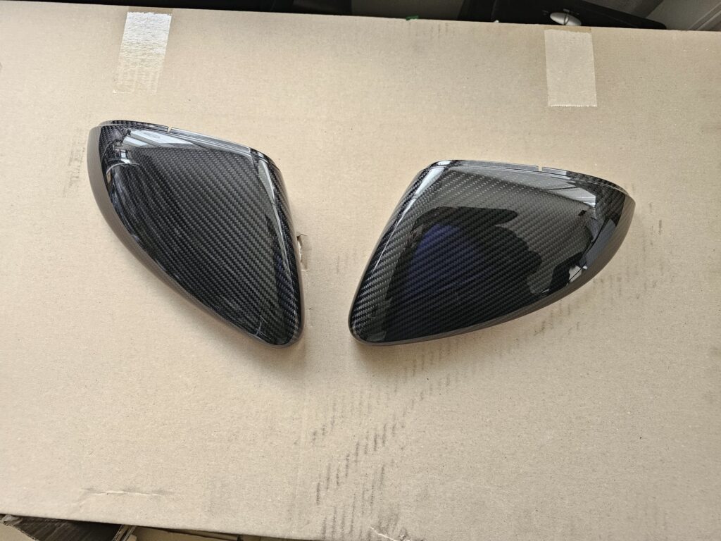 VW Golf 7 carbon exterior mirror covers