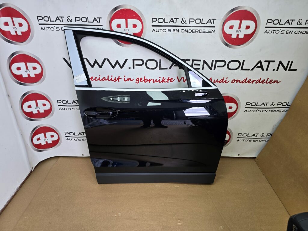 VW Tiguan Ct1 Front right door